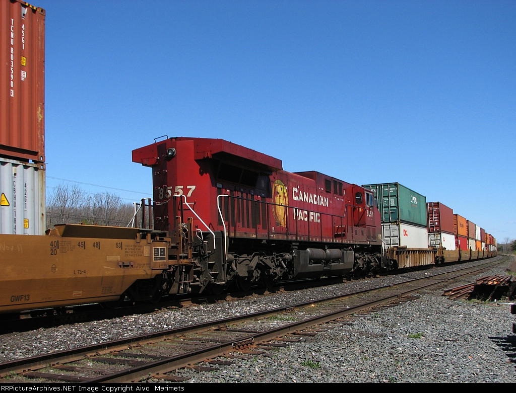 CP 8557 at Spicer.